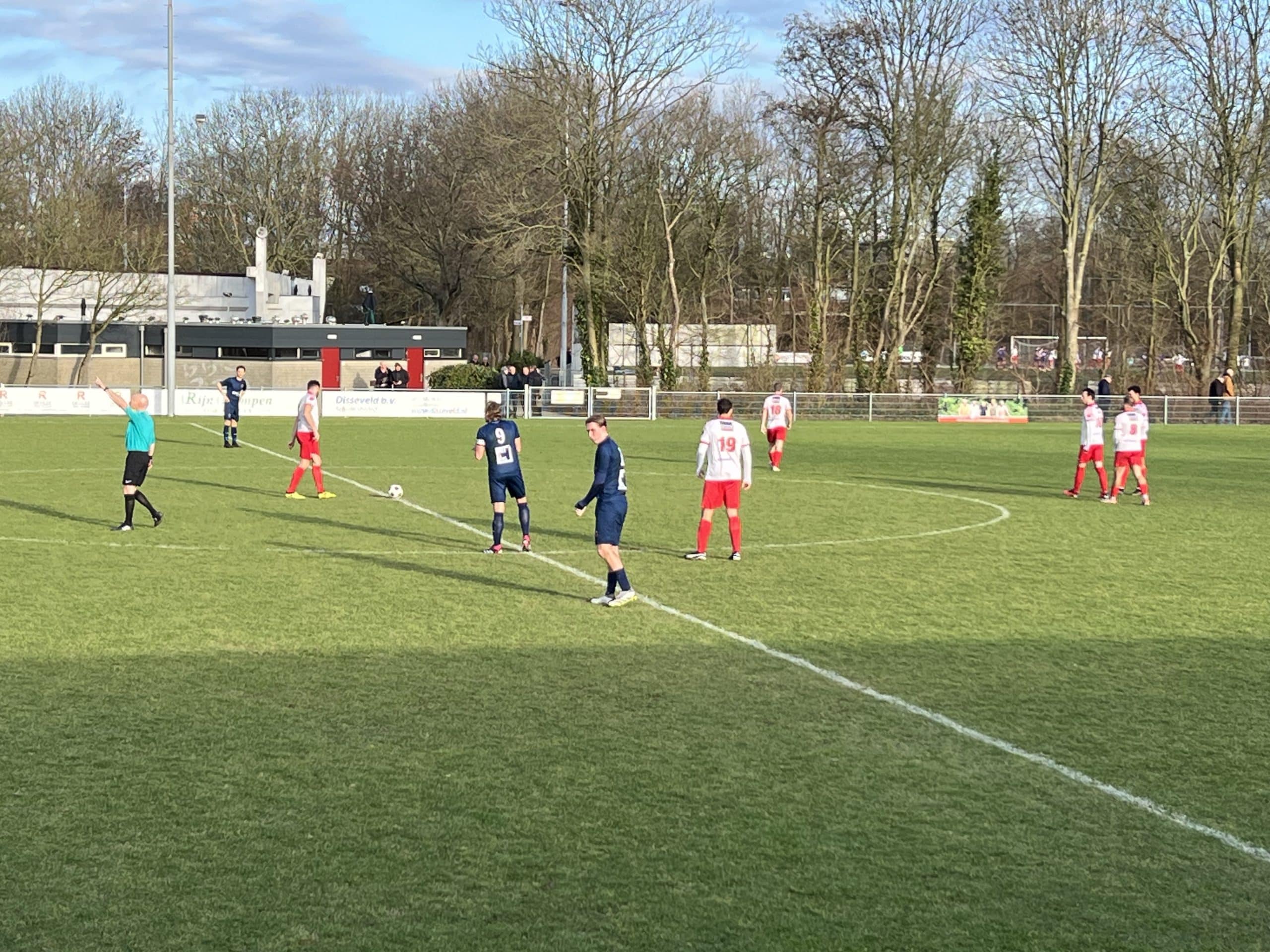 DoCoS deelt punten met RKDES - R.K.S.V. DoCoS